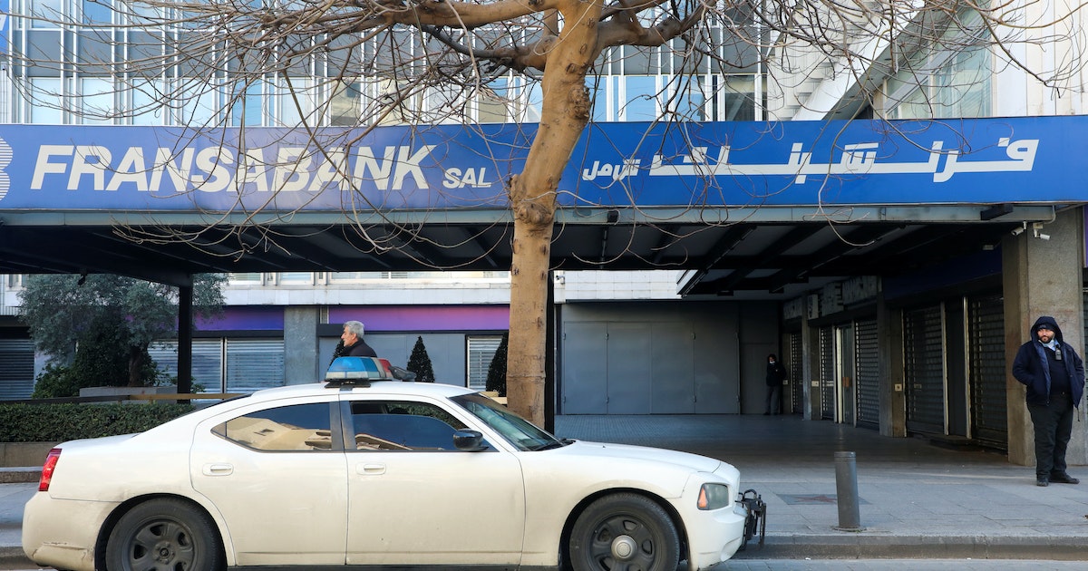 لبنان خطة الحكومة لـالتعافي المالي تصطدم بجمعية المصارف الشرق للأخبار