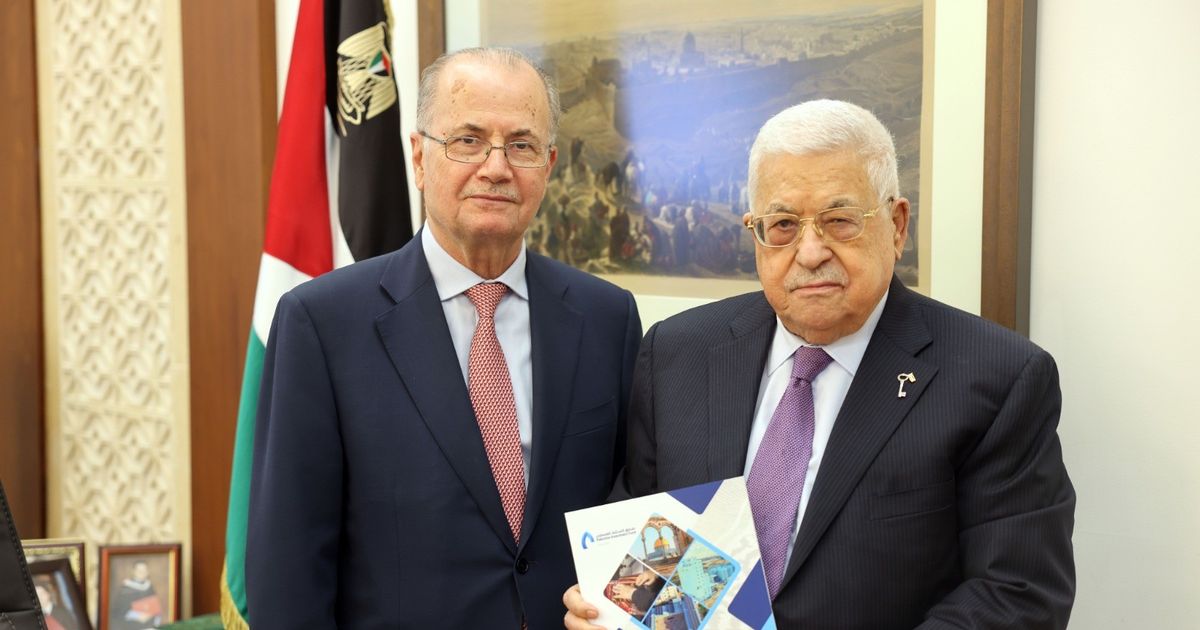 عباس يكلف محمد مصطفى بتشكيل حكومة فلسطينية جديدة الشرق للأخبار